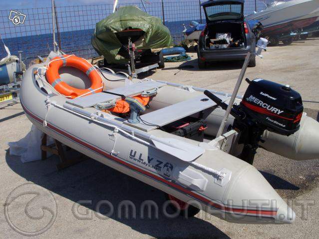 GOMMONE ULYZ FREEDOM + MERCURY FOURSTROKE 4 HP