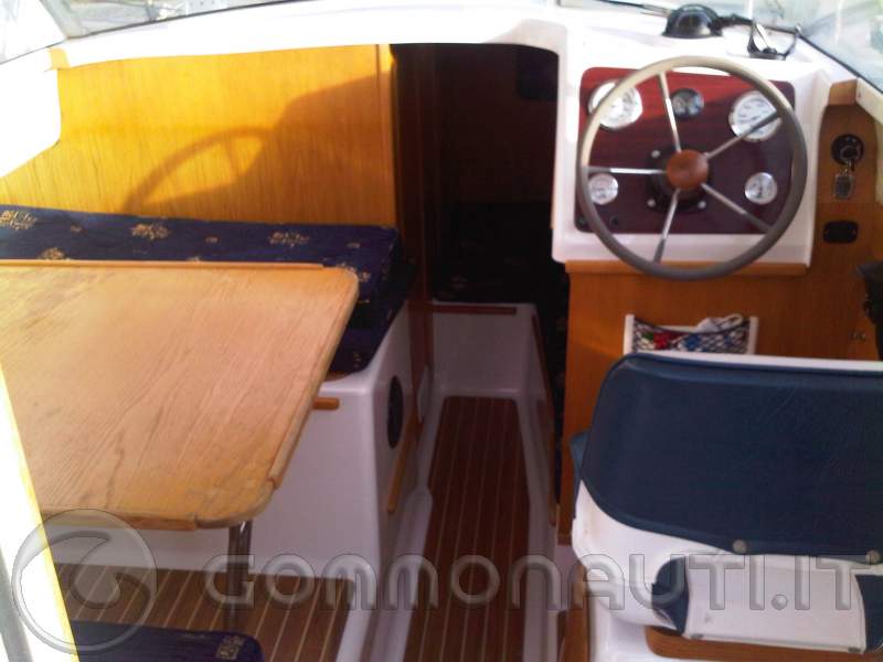 BARCA QUICKSILVER 650 WEEKEND + MERCURY 115 FOURSTROKE EFI 115 HP