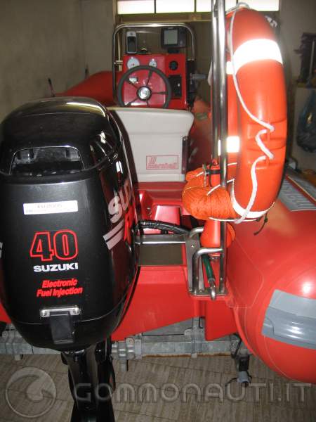 GOMMONE MARSHALL M80 + SUZUKI DF40 40 HP