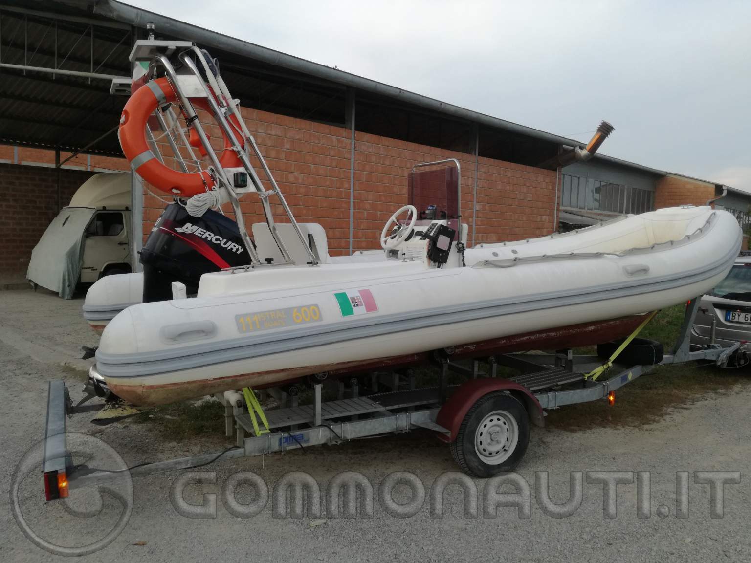 GOMMONE MISTRAL BOATS 600 + MERCURY ELPTO 90 HP