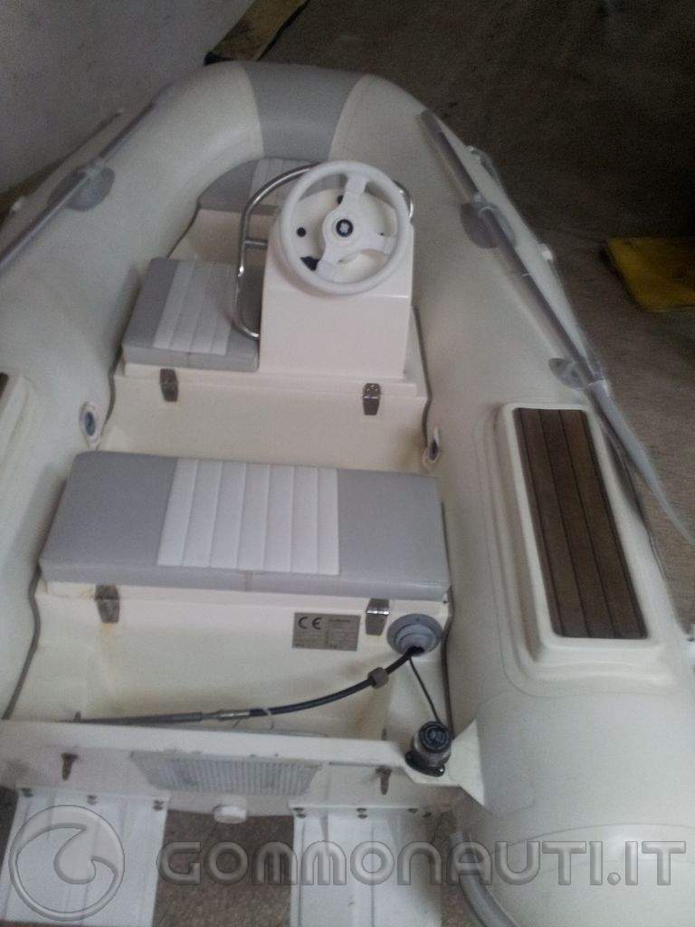 VENDO GOMMONE CALLEGARI ALCOR 270
