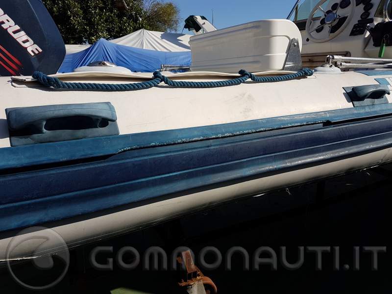 JOKER BOAT COASTER 650 CON EVINRUDE 175 FITCH RAM BOMBARDIER