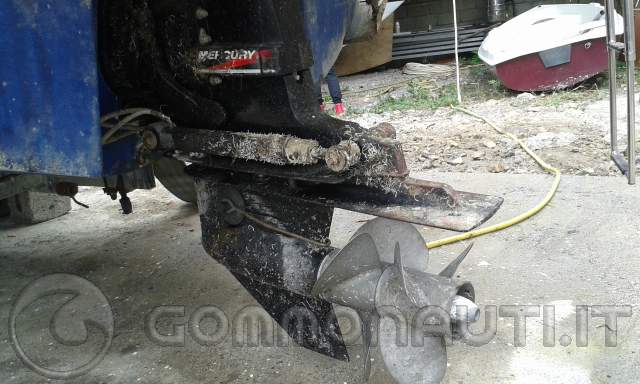 MERCRUISER 350 MPI 5.7 MAG 300CV