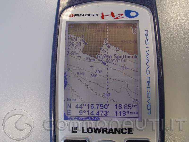 VENDO GPS LOWRANCE H2O CON CARTOGRAFIA NAVIONICS XL9 GOLD MEDITERRANEO