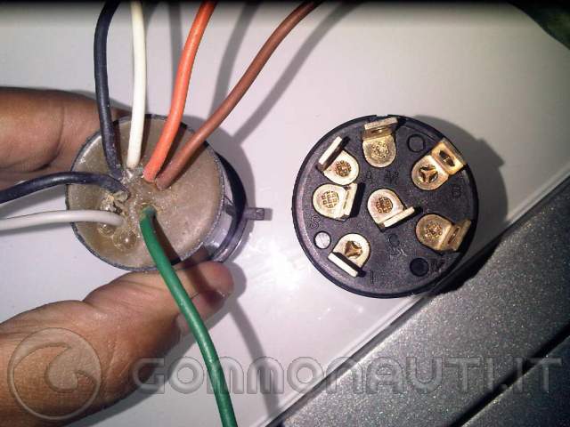 COLLEGAMENTO FILI BLOCCHETTO ACCENSIONE