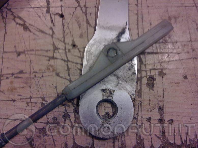 COLLEGAMENTO MOTORE/CONSOLLE/MANETTA [PAG. 6]