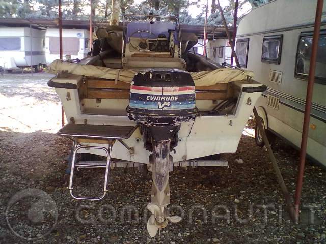 EVINRUDE FITCH RAM, JOHNSON DI O VECCHIO MOTORE?