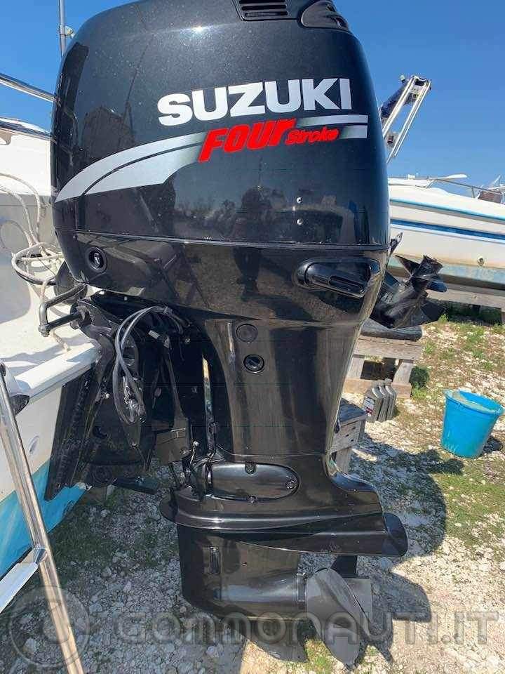 VENDESI SUZUKI 115 DF 2008 PER PEZZI DI RICAMBIO