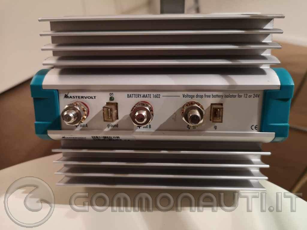 VENDESI RIPARTITORE DI CARICA MASTERVOLT 1602