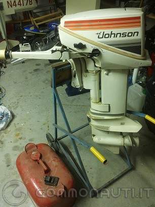 VENDESI JOHNSON 15 CV J15BA 1980