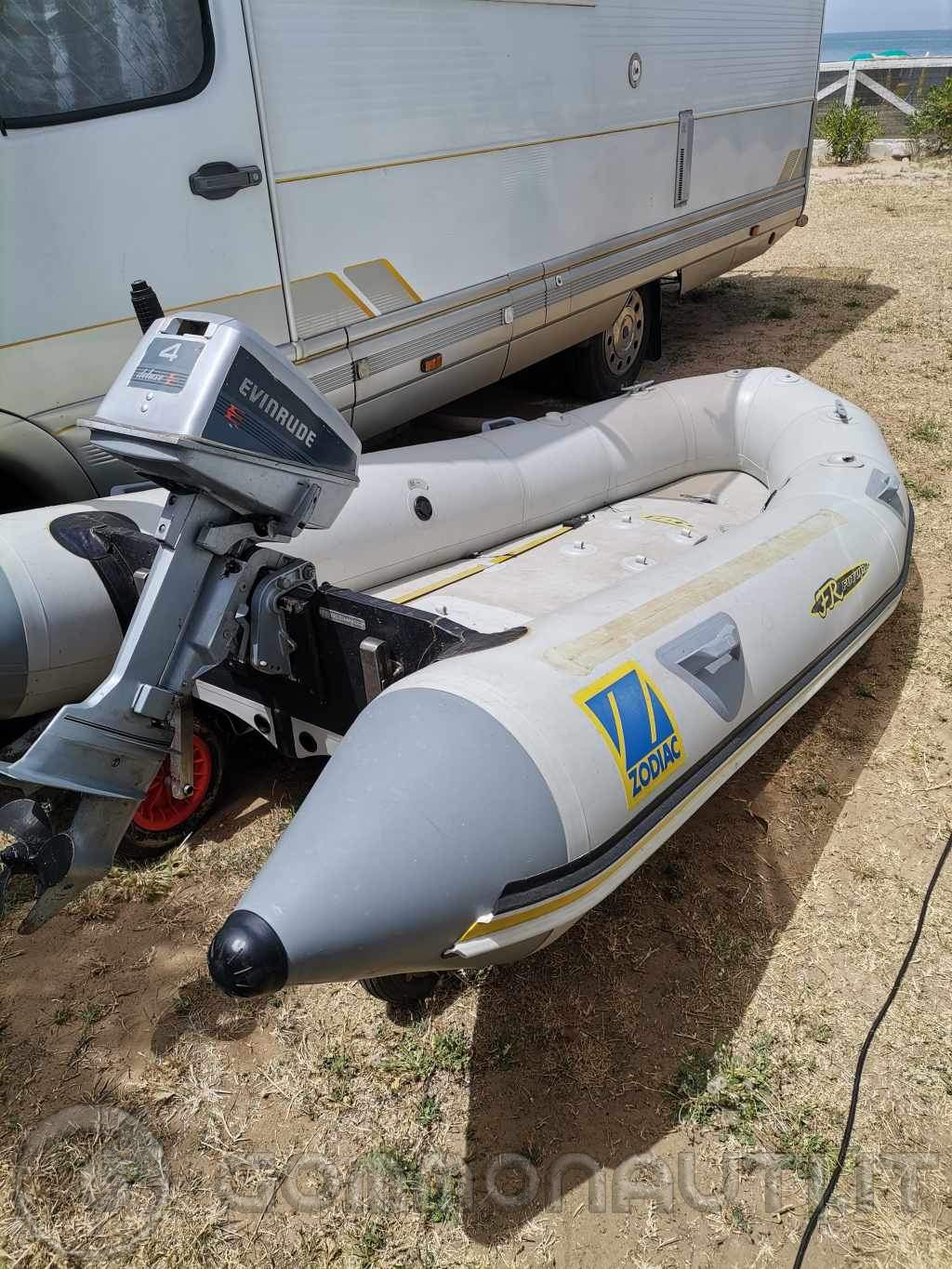ZODIAC PVC O HYPALON?