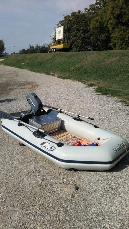 VENDESI TENDER BOMBARD AX3+JPHNSON 3.3CV