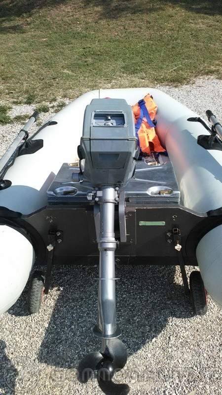 VENDESI TENDER BOMBARD AX3+JPHNSON 3.3CV