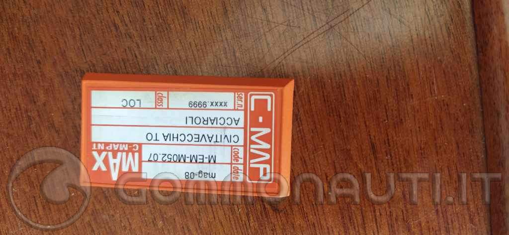 CARTOGRAFIA C-MAP E NAVMAN