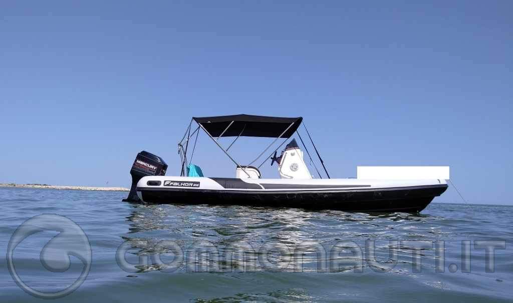 VENDO GOMMONE FALKOR 22 CON MOTORE MERCURY OPTIMAX 175 CV