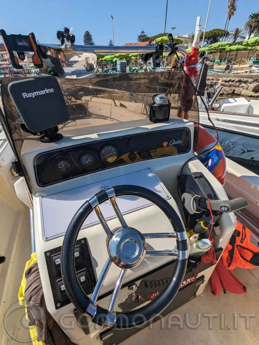 VENDO ARKOS 507 CON HONDA BF40A4