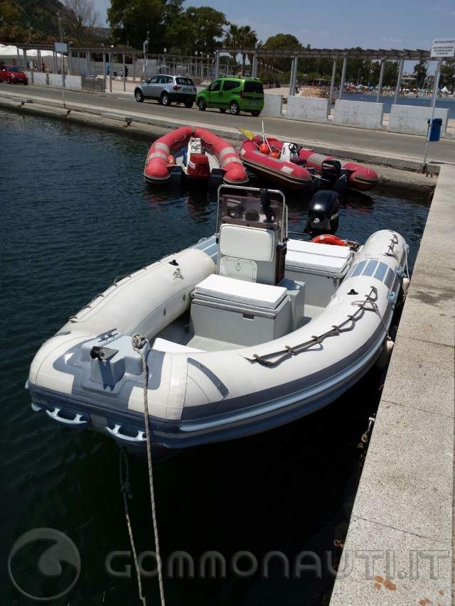 VENDO JOKER COASTER 580 + MERCURY F40 EFI ORION + CARRELLO STRADALE